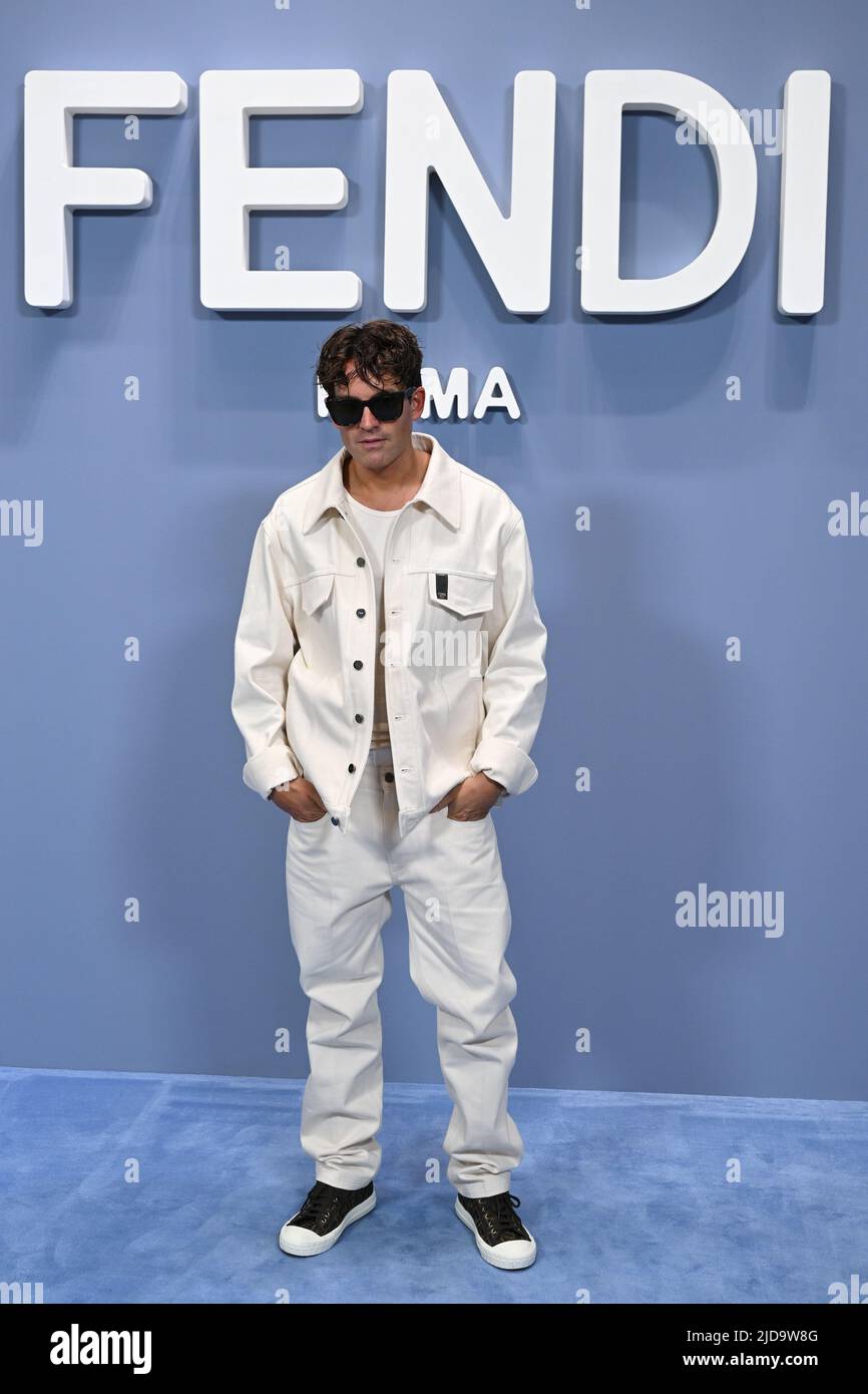 Alberto Ortiz Rey Milan Fashion Week - Men S/S 2023 Fendi - Backdrop ...