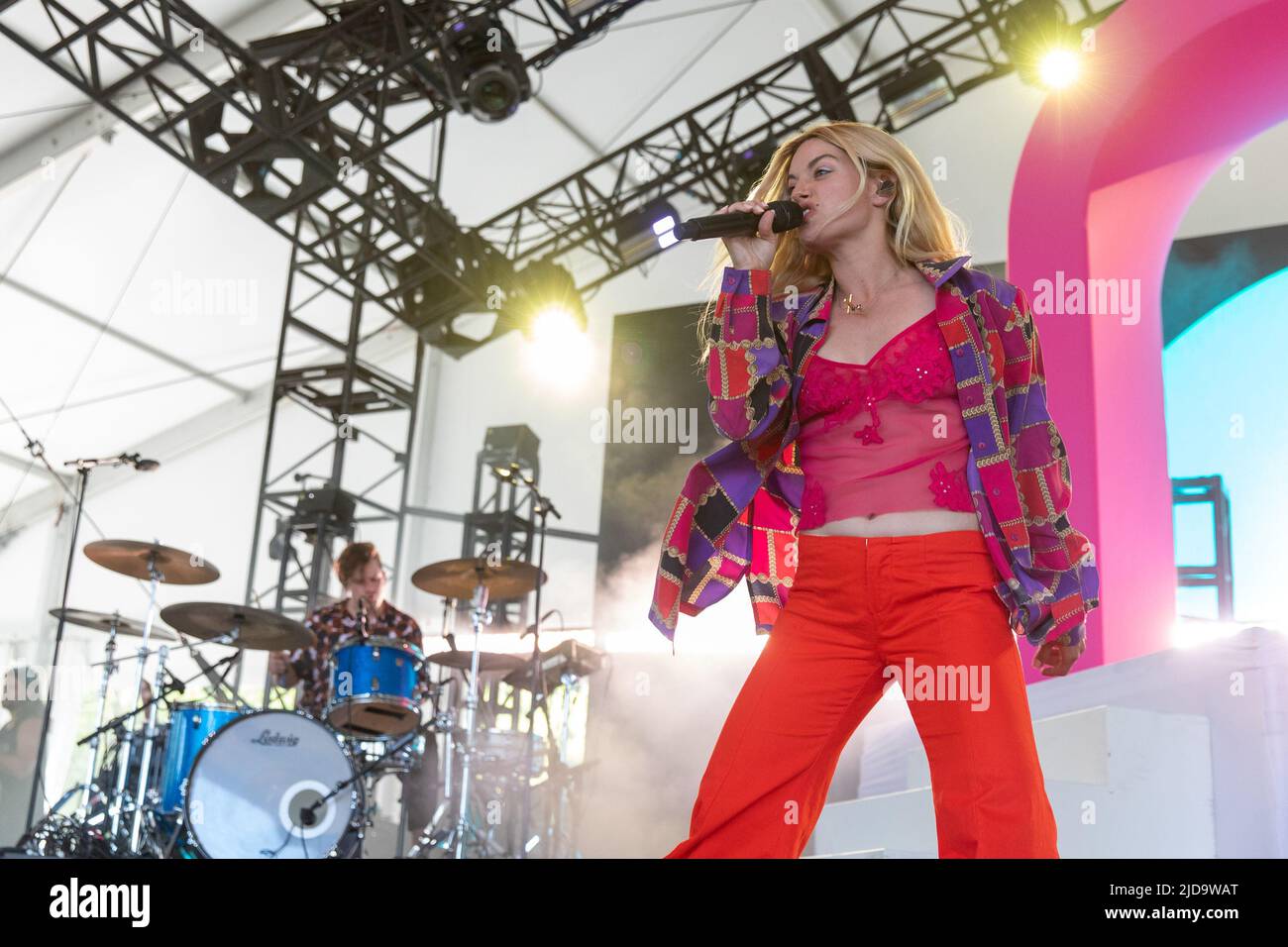 Ashe singer hi-res stock photography and images - Alamy