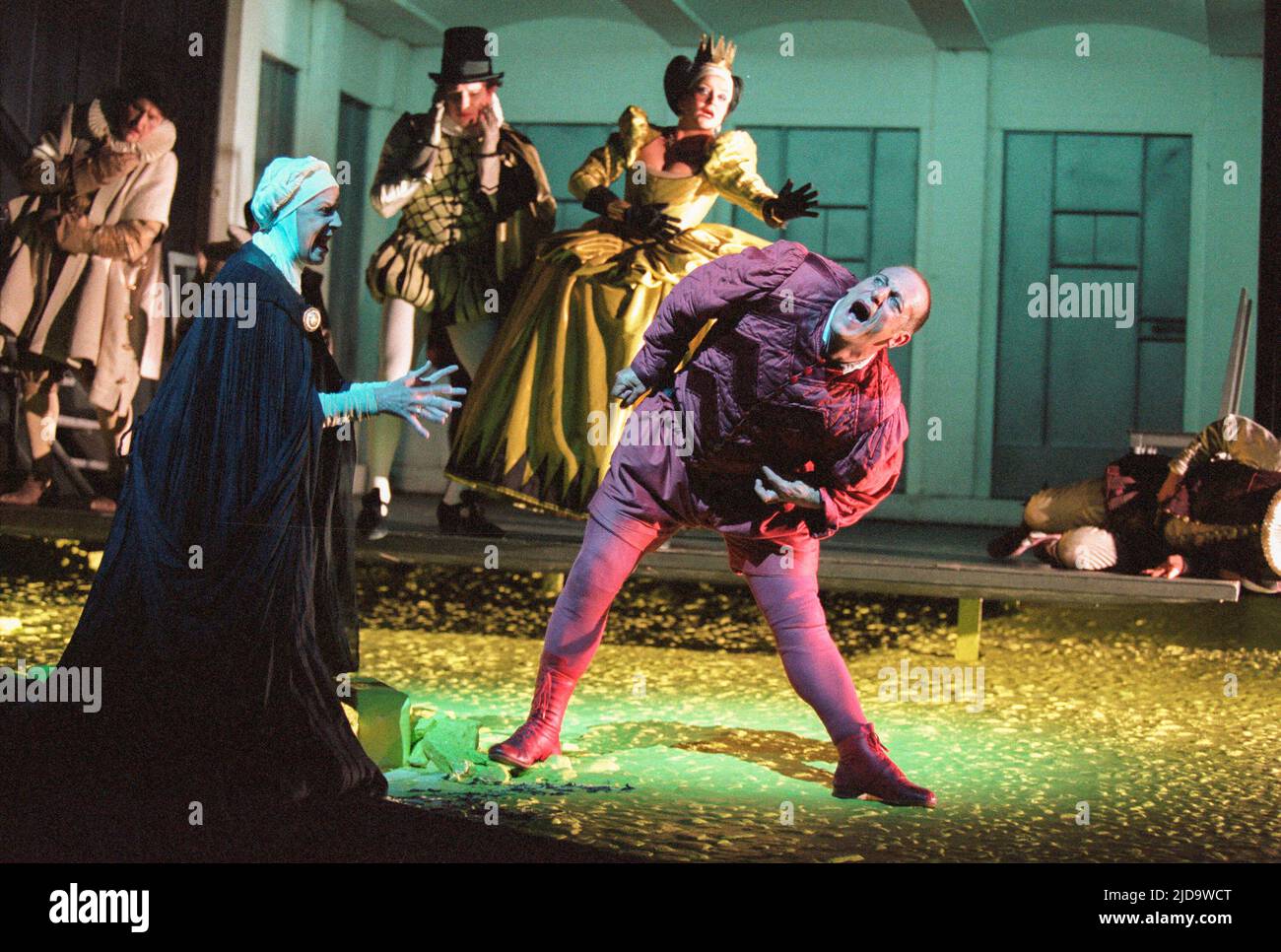 Cherry Morris (Queen Margaret), David Troughton (Richard III) in ...