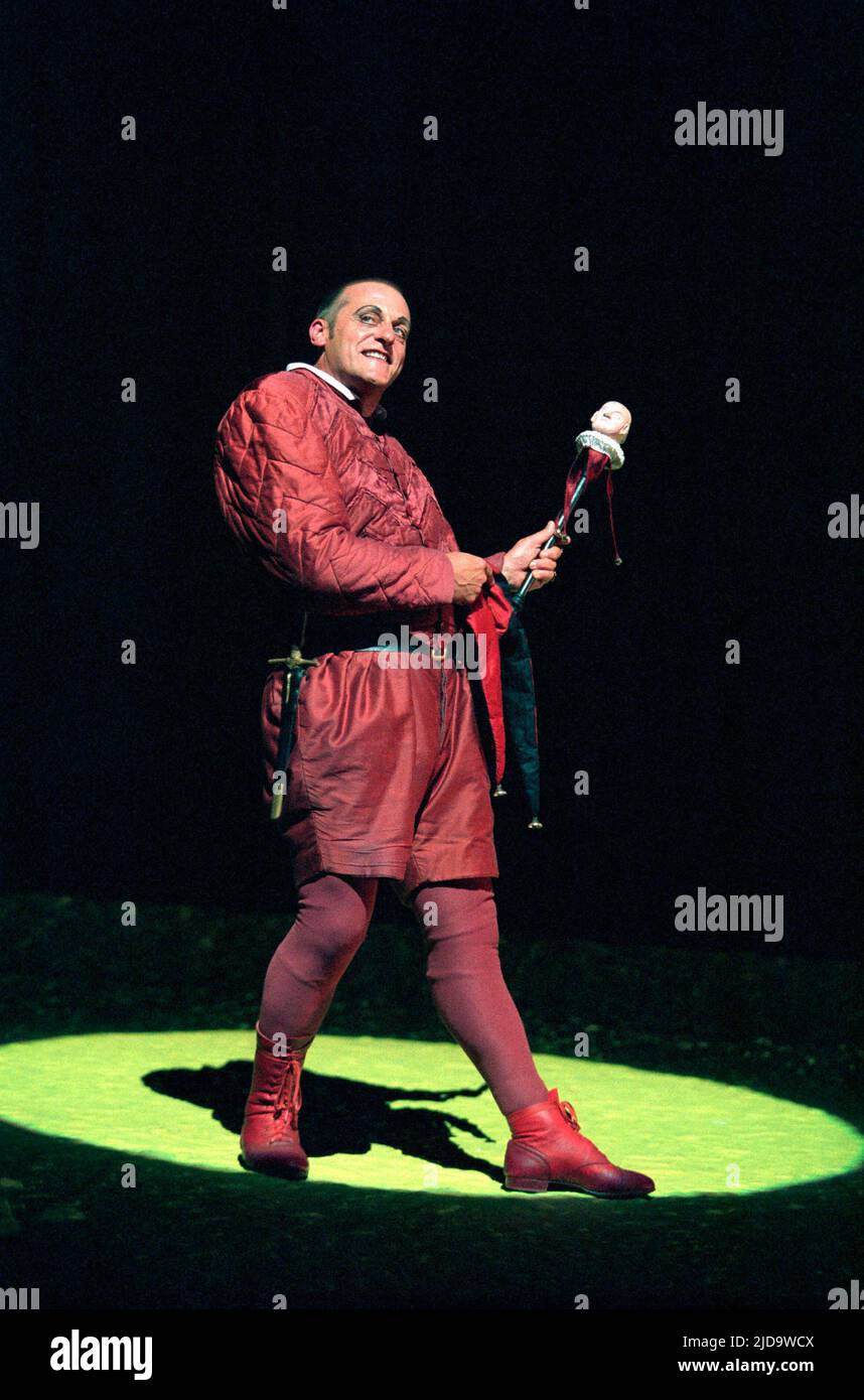 Richard vanstone hi-res stock photography and images - Alamy