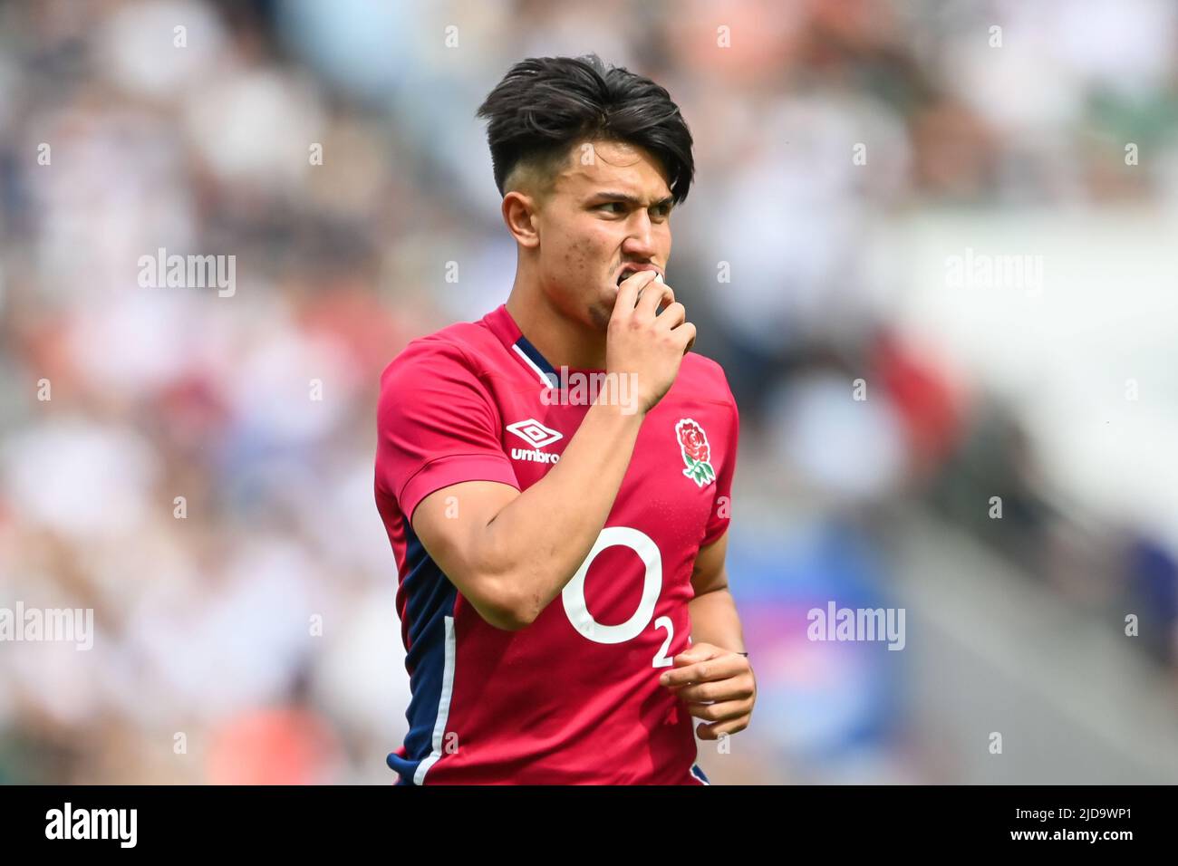 Marcus smith rugby hi-res stock photography and images - Alamy