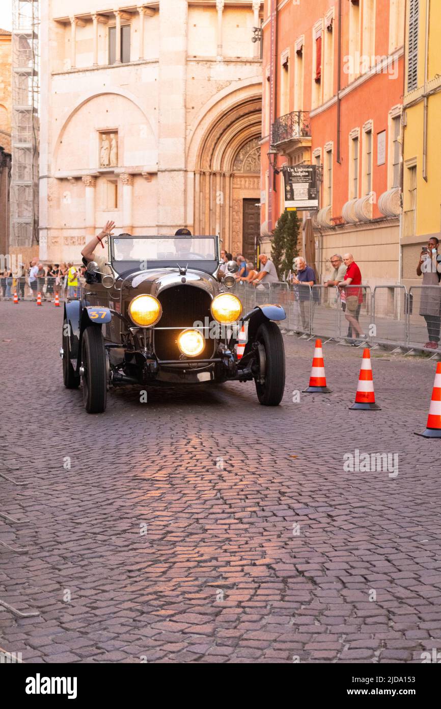 Parma, Italiy - 06, 18, 2022: Classic car race Mille Miglie 2022 ...