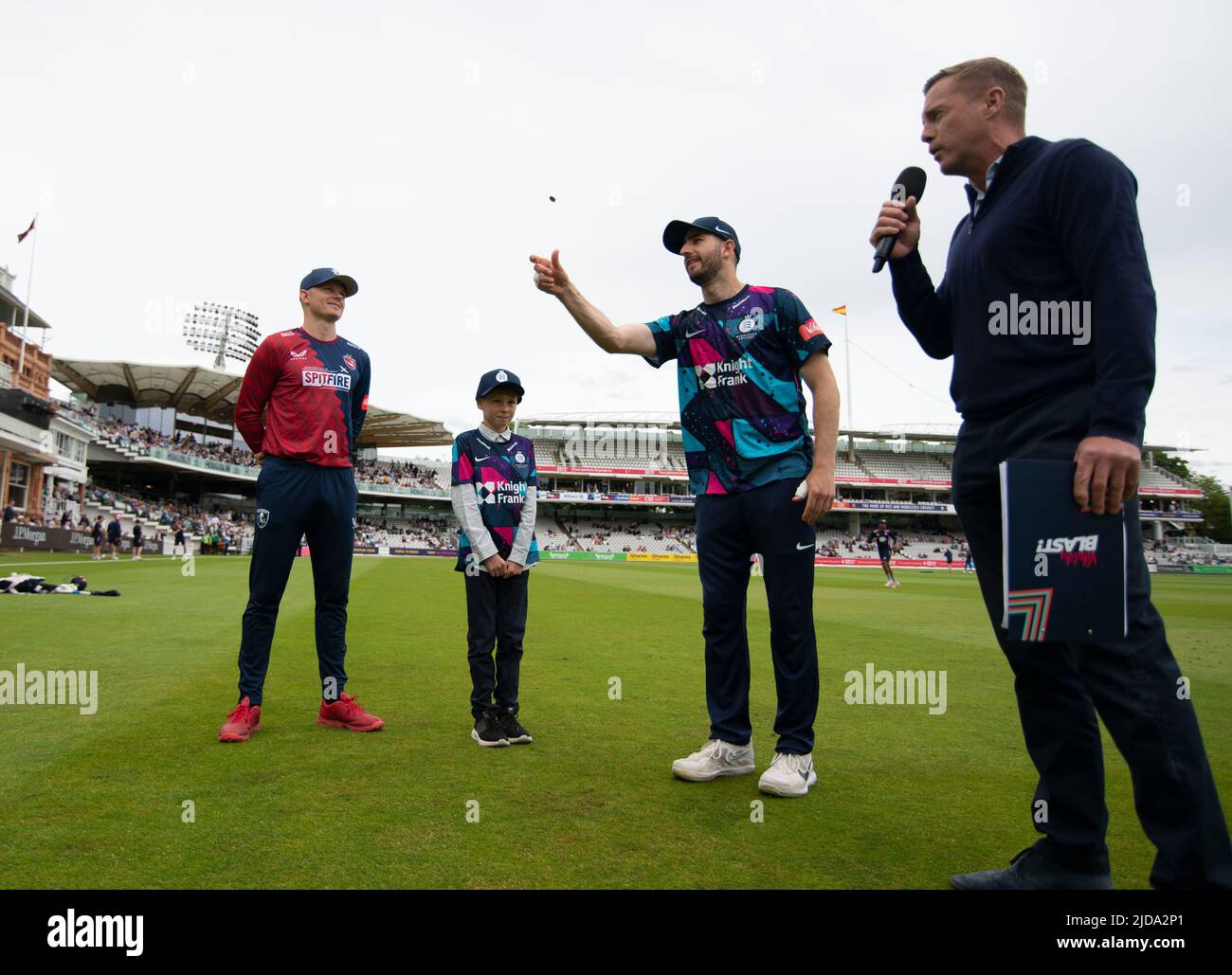 Middlesex Captain, Steven Eskenazi and Kent's Sam billings at the toss ...