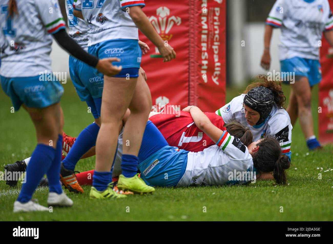 Bryonie King of Wales RL goes over for a try to make it 36-0 Stock ...