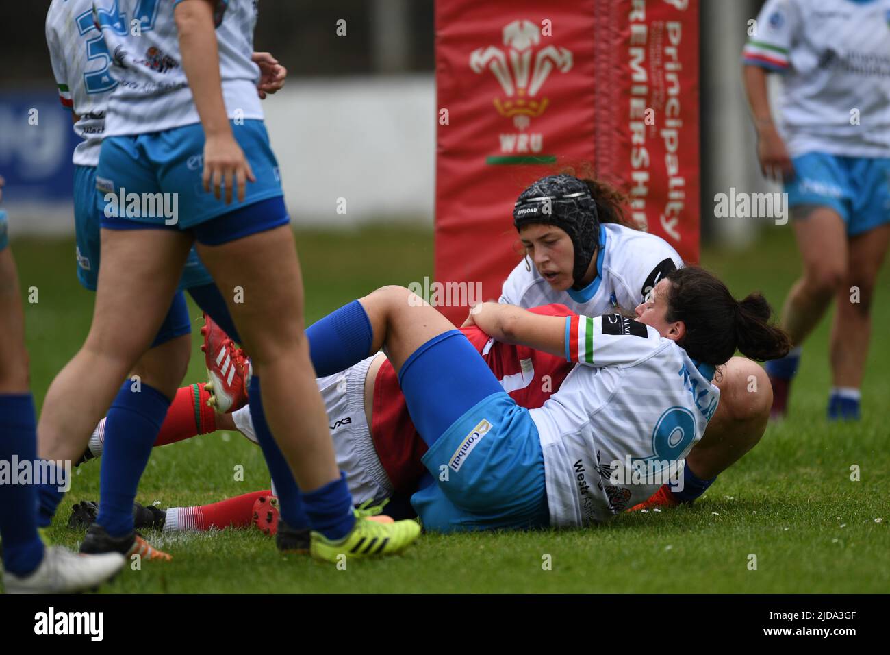Bryonie King of Wales RL goes over for a try to make it 36-0 Stock ...