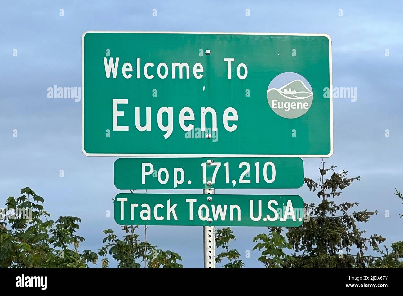 Welcome eugene city sign hi-res stock photography and images - Alamy