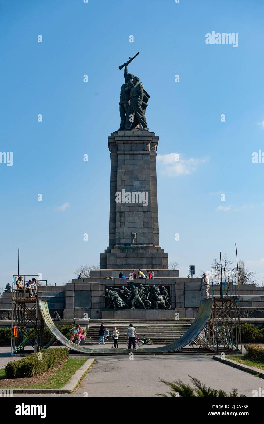 Young Bulgarians Skateboarding beside the Monument to the Soviet Army ...