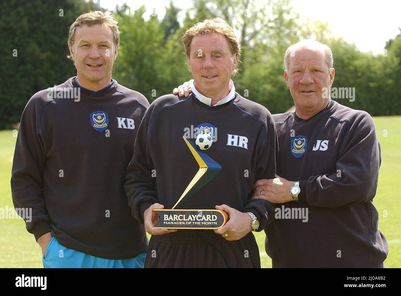 PORTSMOUTH MANAGER HARRY REDKNAPP, KEVIN BOND AND JIM SMITH WITH THE ...