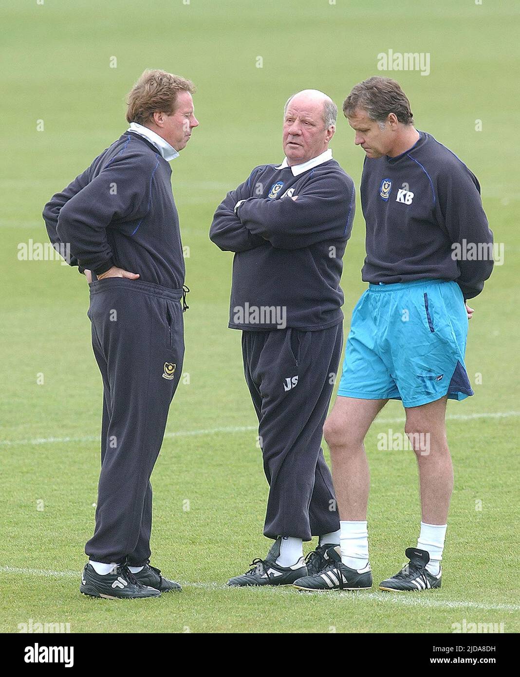 PORTSMOUTH MANAGER HARRY REDKNAPP AT TRAINING WITH JIM SMITH AND KEVIN ...