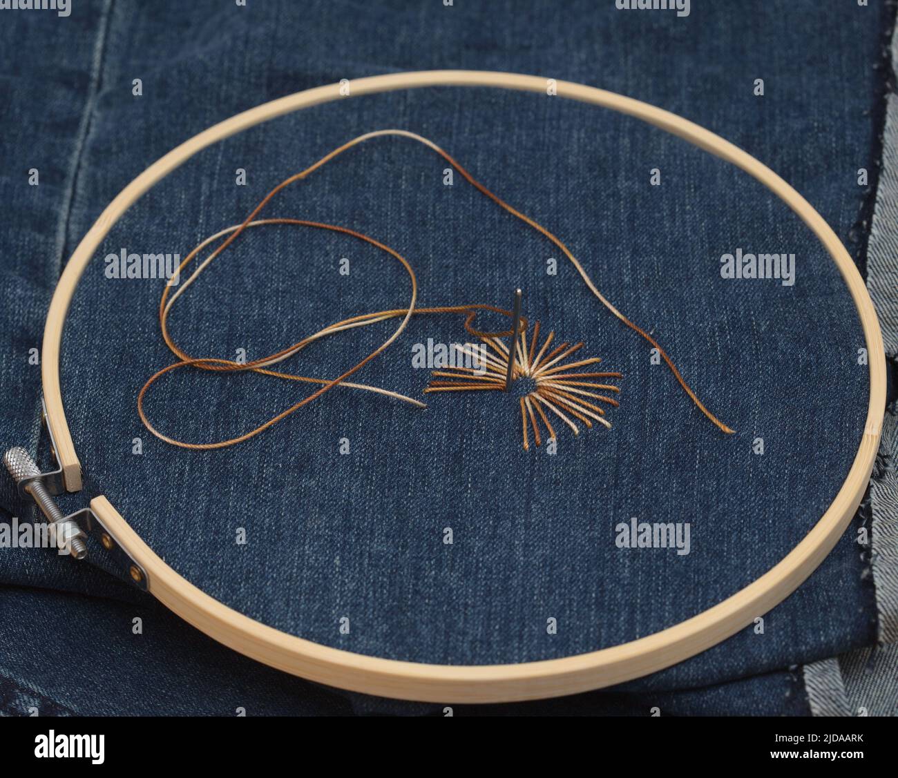 Freeform hi-res stock photography and images - Alamy