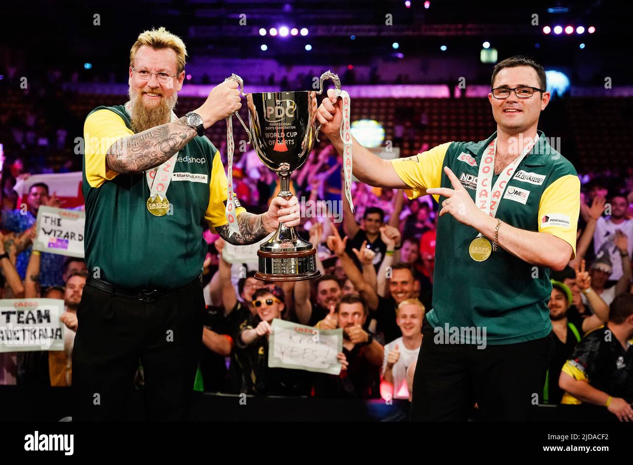 19 June 2022, Hessen, Frankfurt/Main: Darts: World Team Championship ...