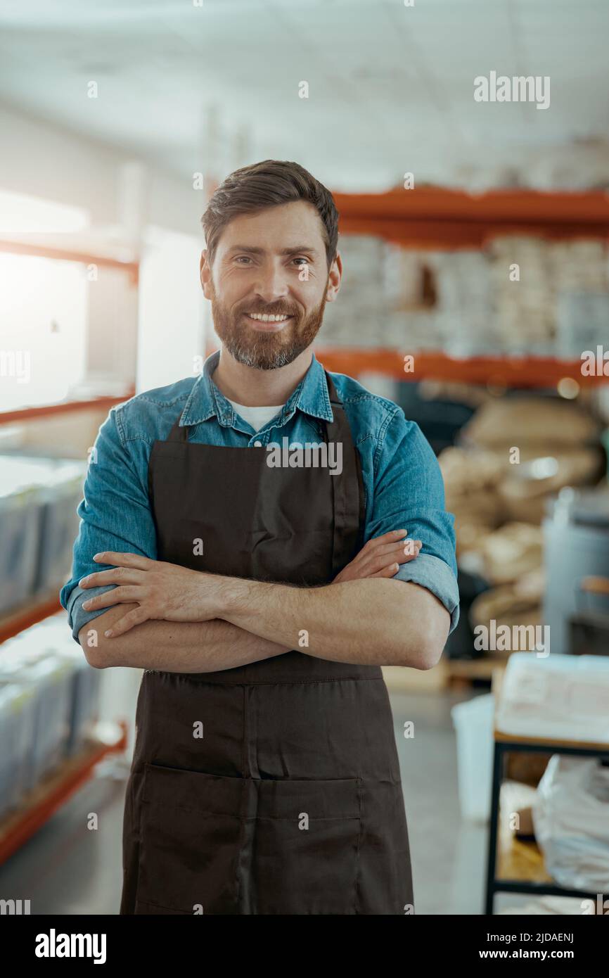 Food quality control factory worker hi-res stock photography and images ...
