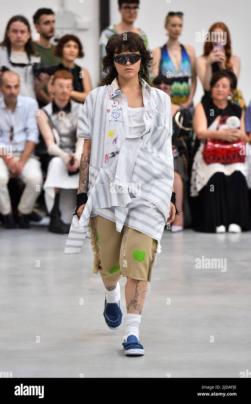 Milan Fashion Week - Men S/S 2023 Simon Cracker - Catwalk Milan, Italy ...