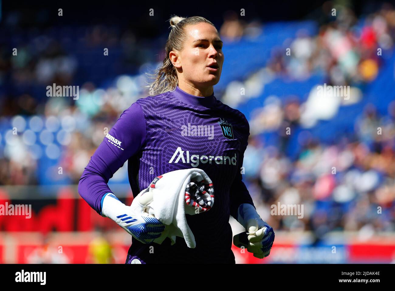 HARRISON, NJ - JUNE 19: NJ/NY Gotham FC goalie Ashlyn Harris (18 ...