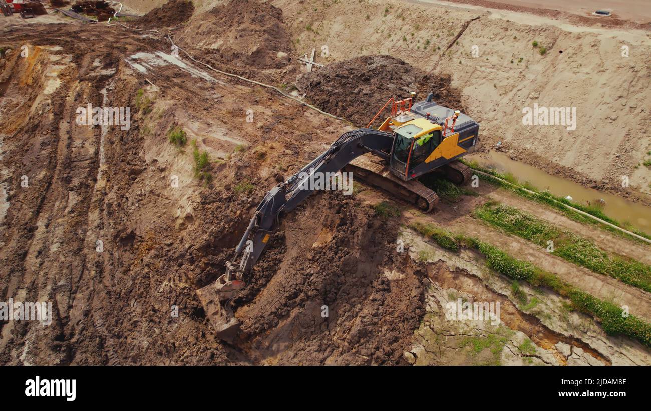 Concrete road construction machine hi-res stock photography and images - Alamy