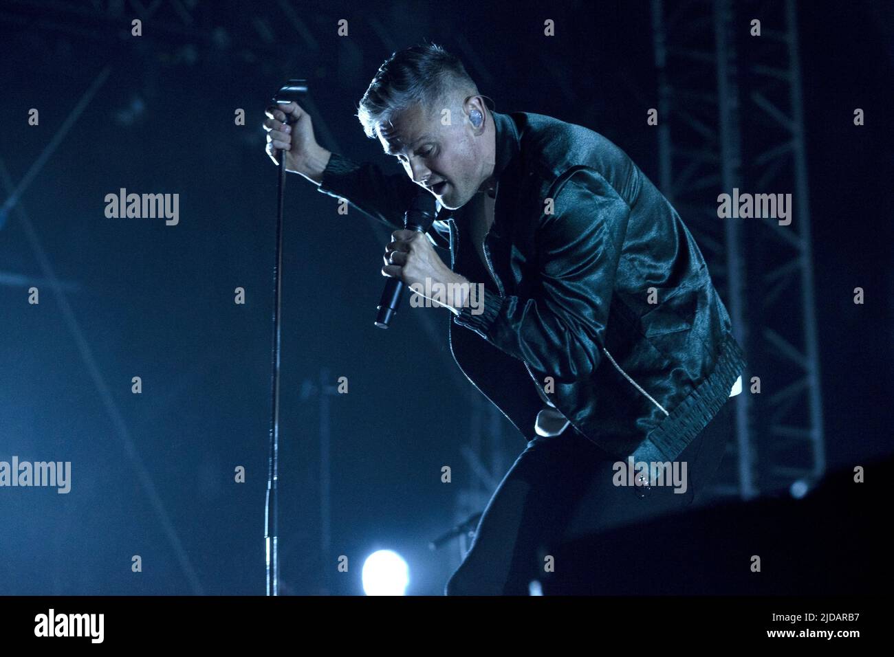 Scarborough open air theatrelive musicmusicrockgraham finney hi-res ...