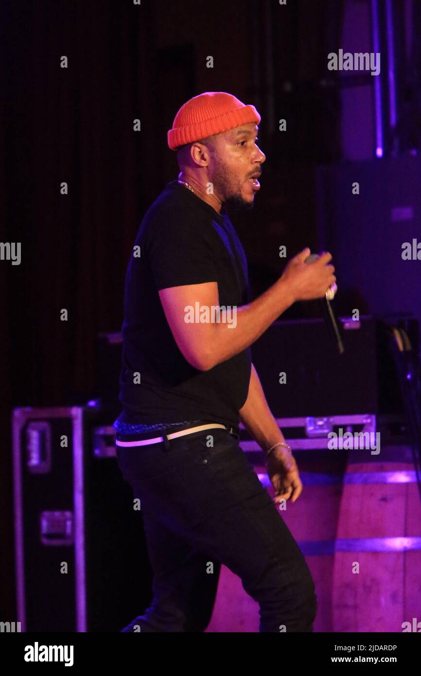 Singer Lyfe Jennings performing live at the City Winery Restaurant And ...