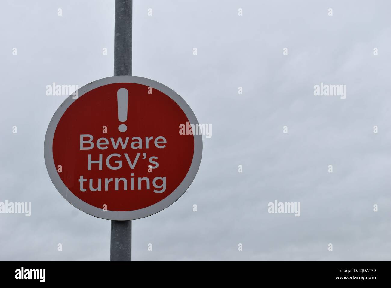 Exclamation mark road sign hi-res stock photography and images - Alamy