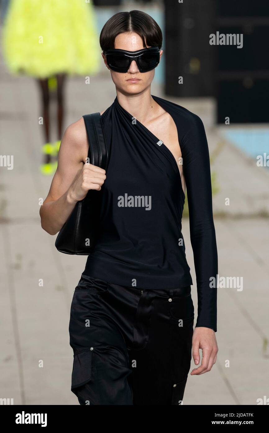 Alyx fashion hi-res stock photography and images - Alamy