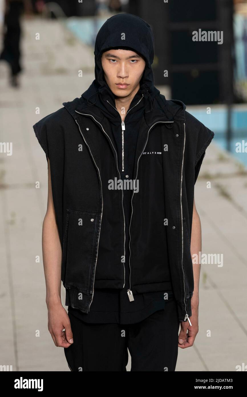 Alyx fashion hi-res stock photography and images - Alamy