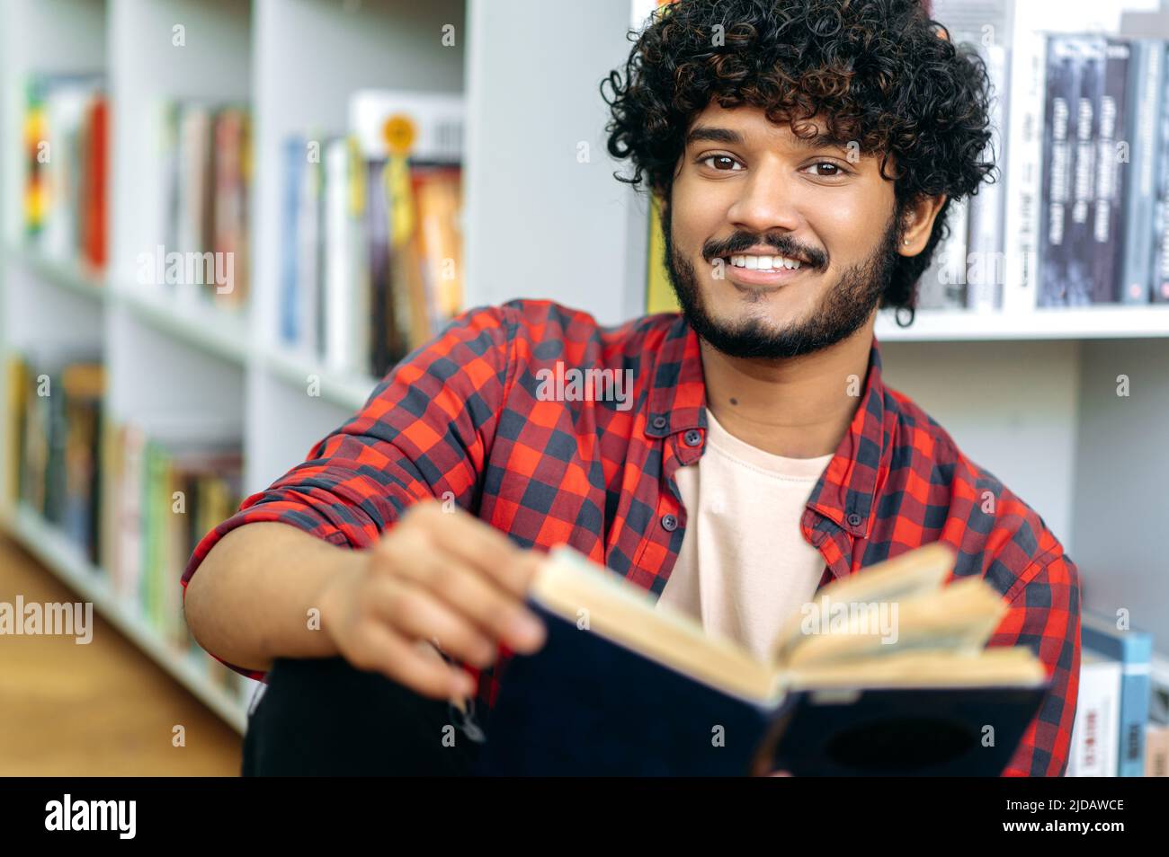Indian book study hi-res stock photography and images - Alamy