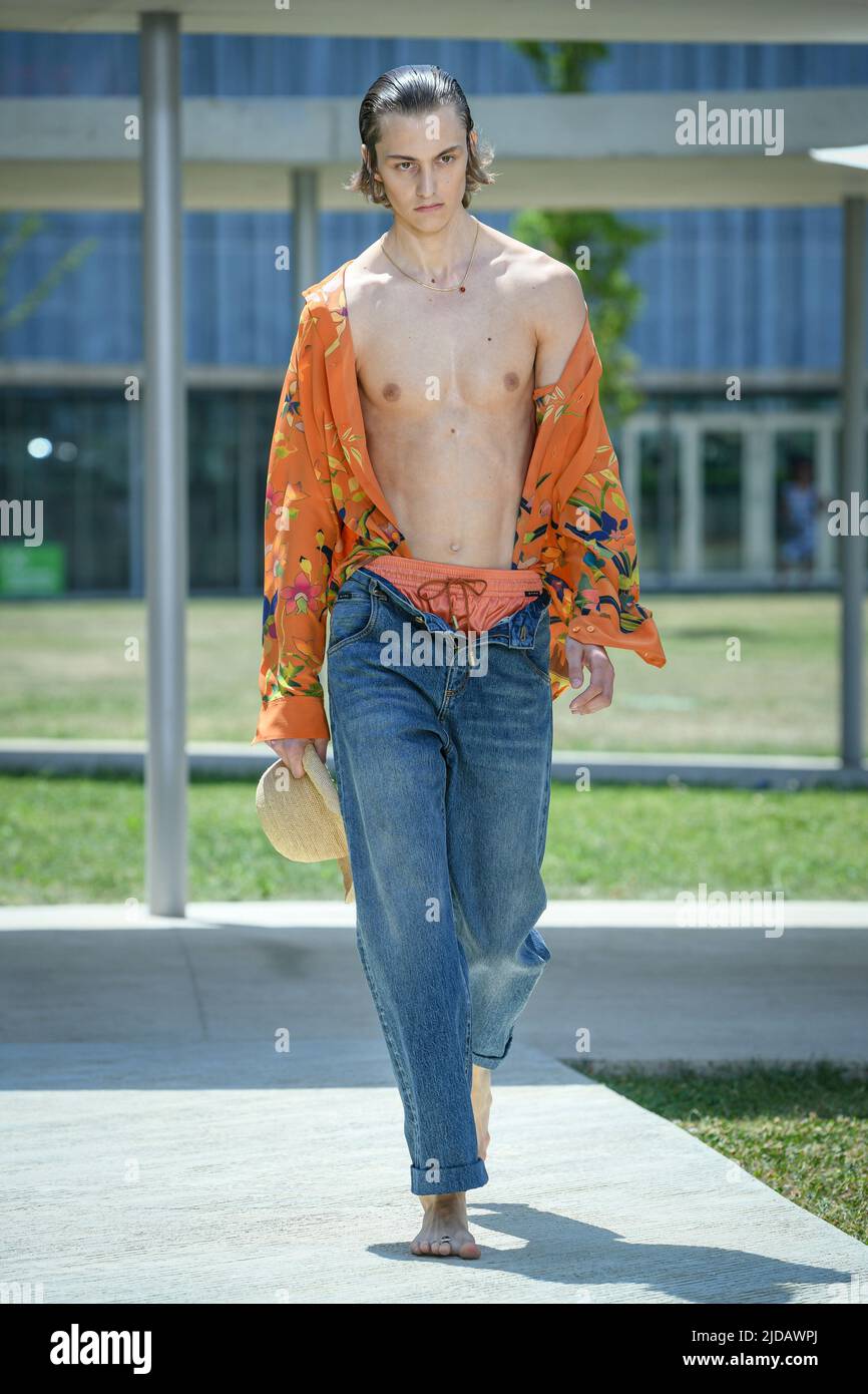 Milan, Moncalieri, Italy. 19th June, 2022. Models on the catwalk, ETRO ...