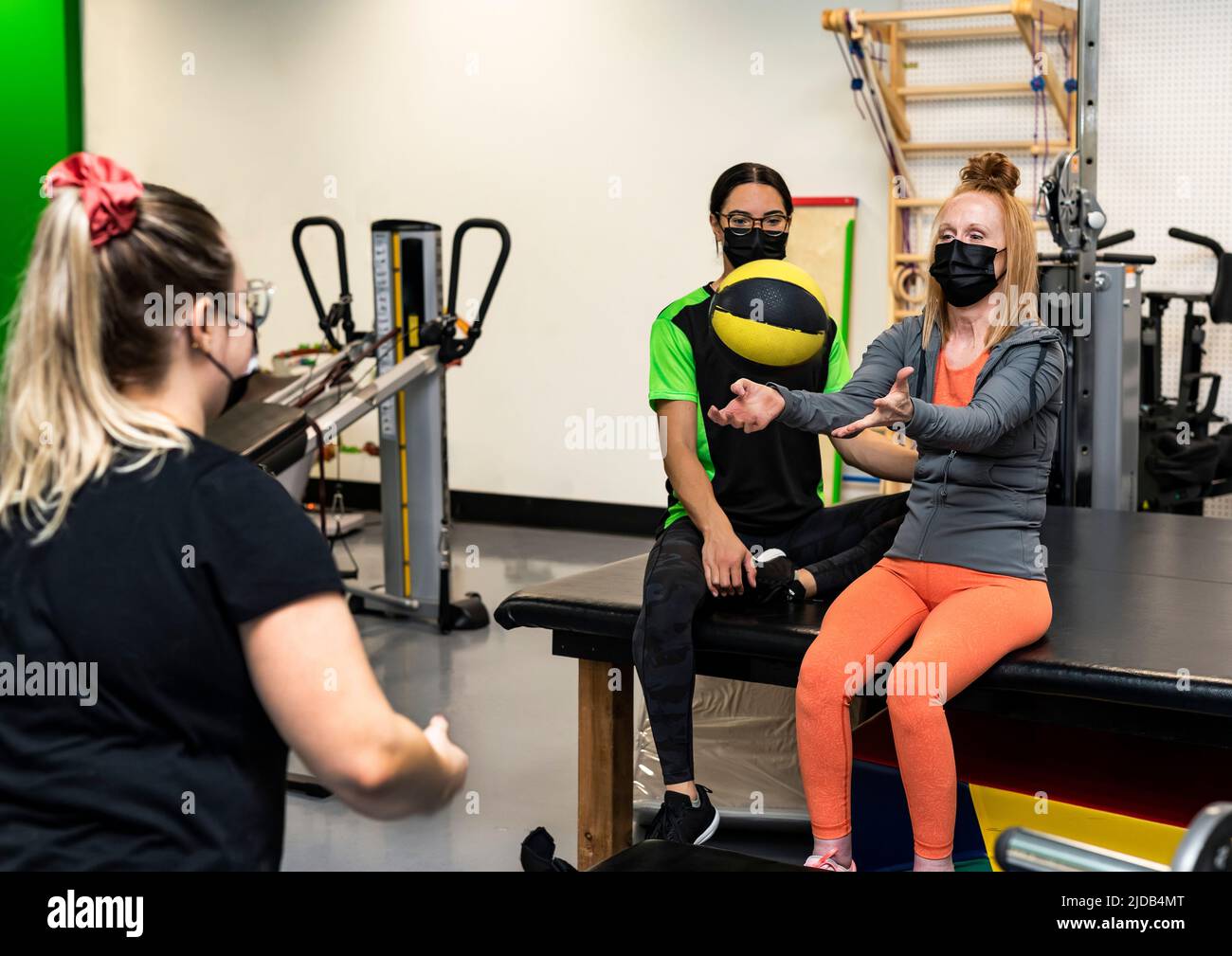 Seated core workout High Resolution Stock Photography and Images - Alamy