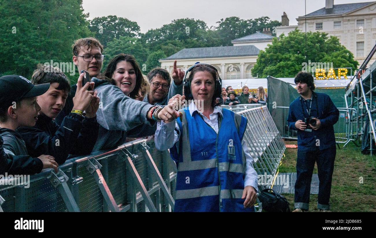 London, 19th June 2022. Fans and members of security all enjoyed a ...