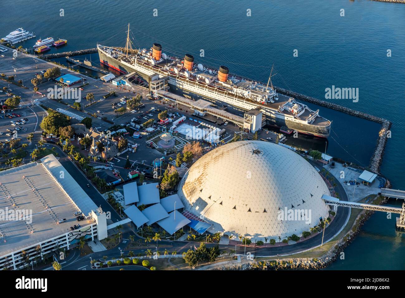 Rms queen mary california long beach hi-res stock photography and ...