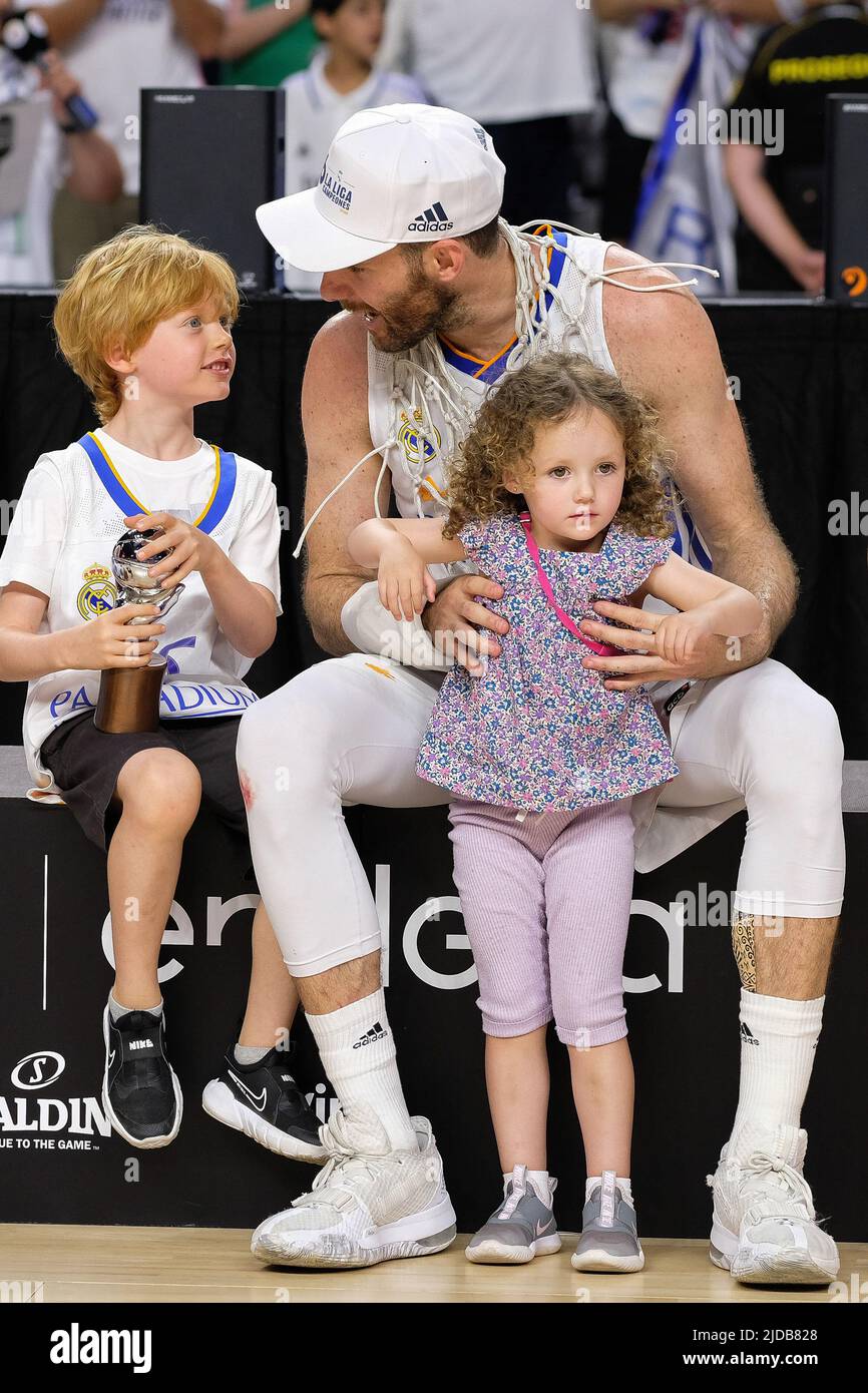 Rudy Fernandez of Real Madrid and his family pose as they celebrate ...