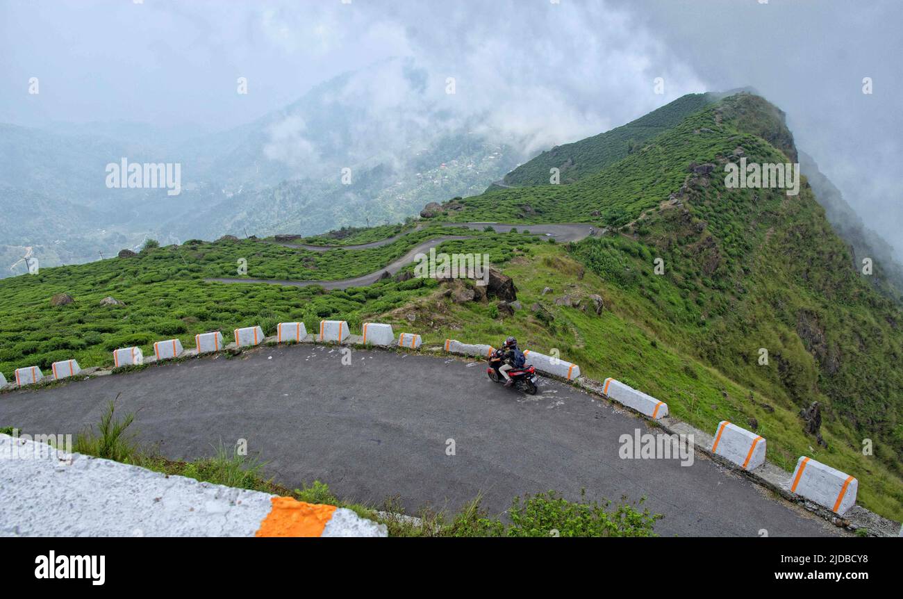 Kurseong, West Bengal, India. 15th Apr, 2022. The beautiful picturesque ...