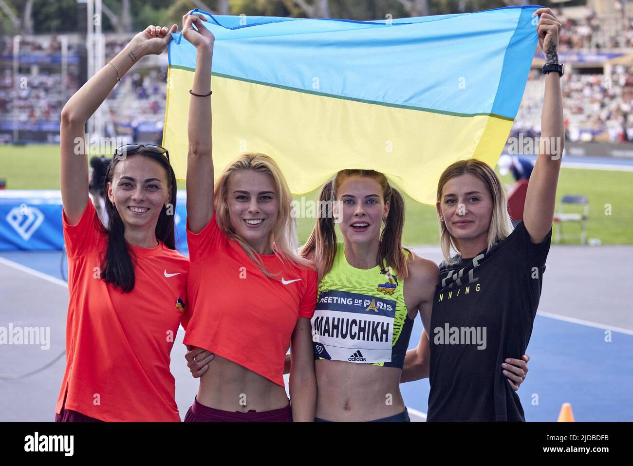 Ukrainian Team Iryna GERASHCHENKO (L), Yuliya LEVCHENKO (ML), Yaroslava MAHUCHIKH (MR), Kateryna ...