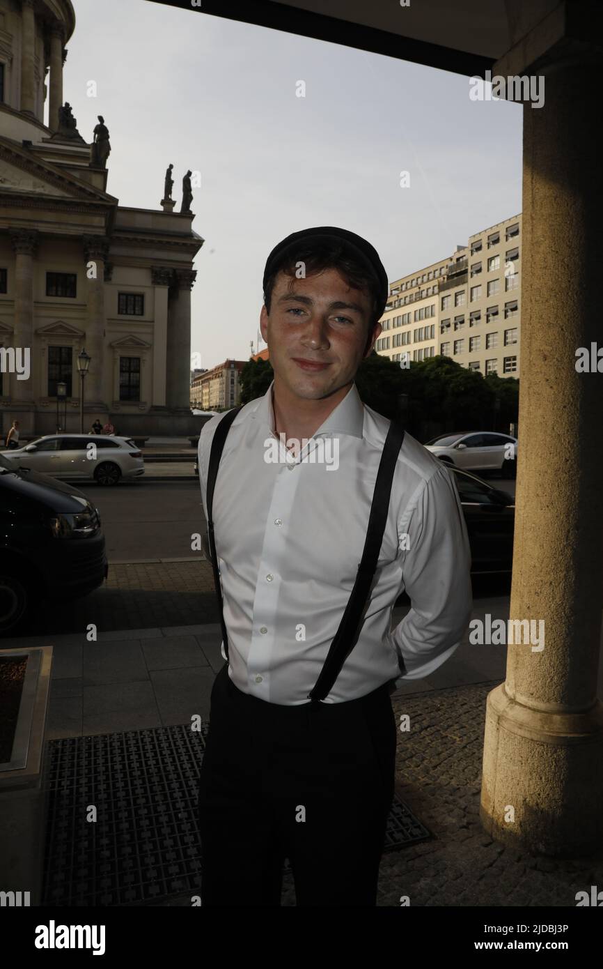 Justus Johanssen beim Askania Award 2022 im Hilton Hotel. Berlin, 18.06 ...