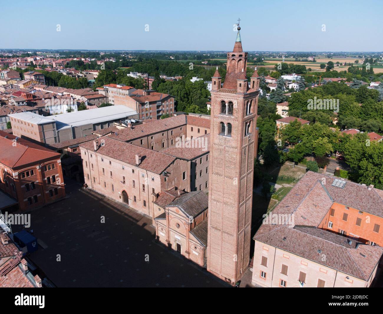 Modena cathedral aerial hi-res stock photography and images - Alamy
