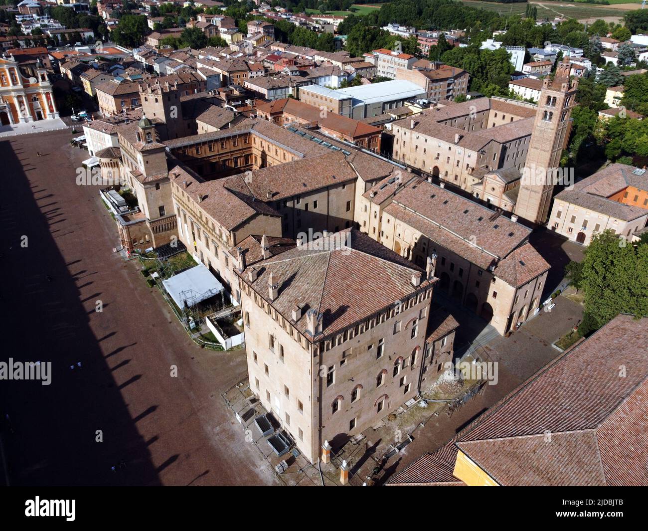 Modena cathedral museum hi-res stock photography and images - Alamy