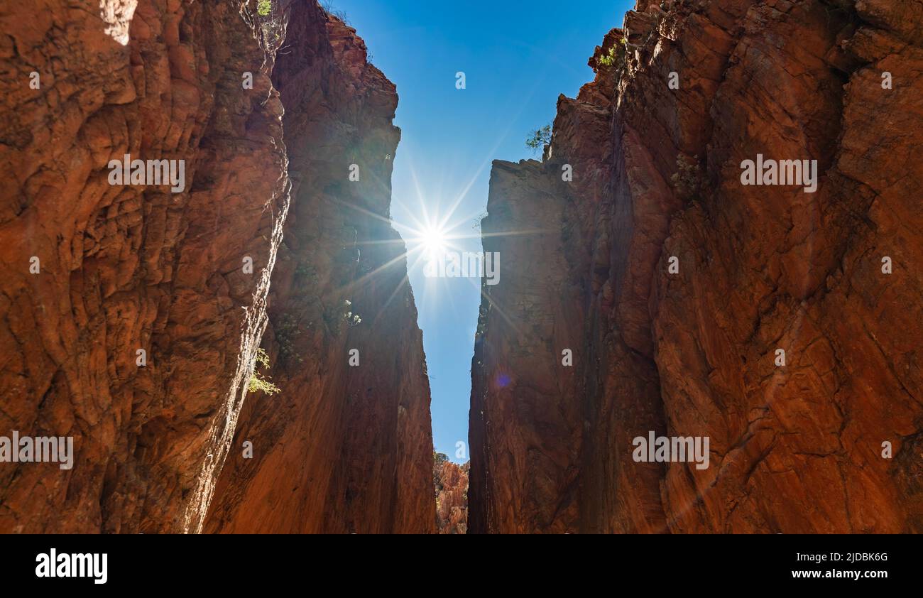 Standley Chasm in the West MacDonnell Range Stock Photo - Alamy