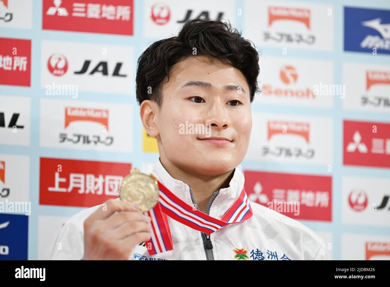 Tokyo Metropolitan Gymnasium, Tokyo, Japan. 19th June, 2022. Takeru ...