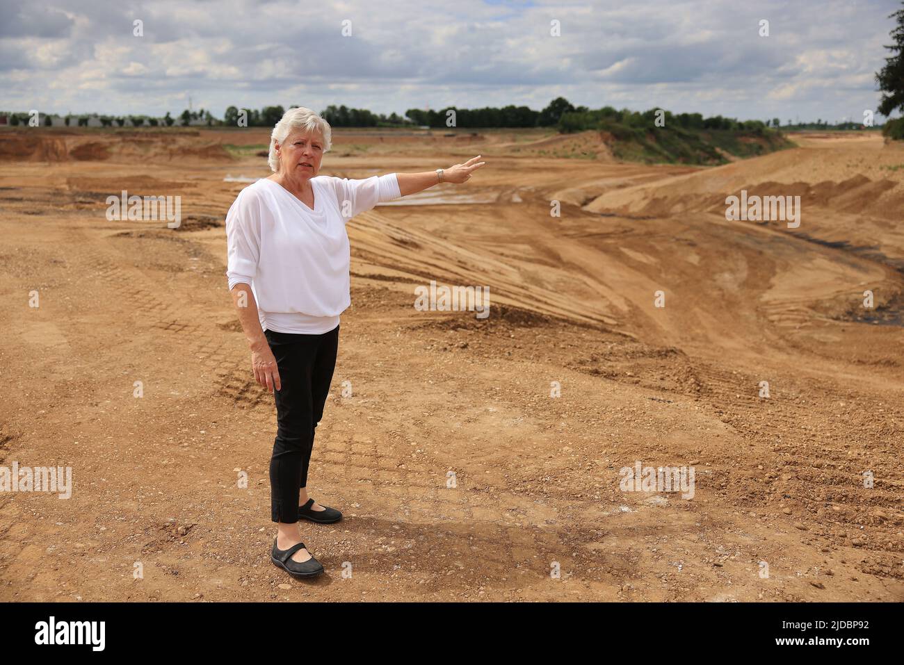 Erftstadt, Germany. 10th June, 2022. Maria Dunkel stands in front of ...