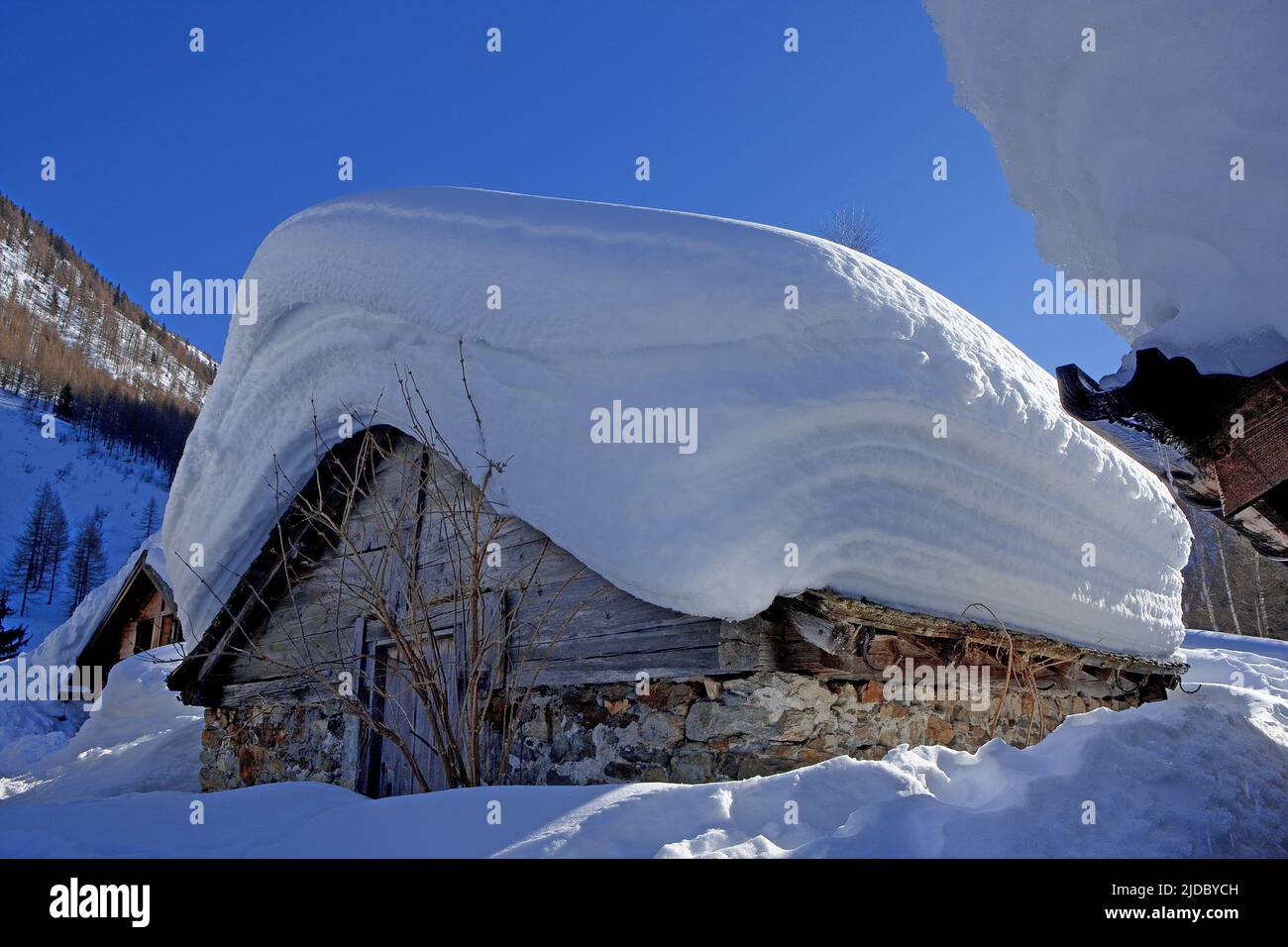 Heavy snow france hi-res stock photography and images - Alamy