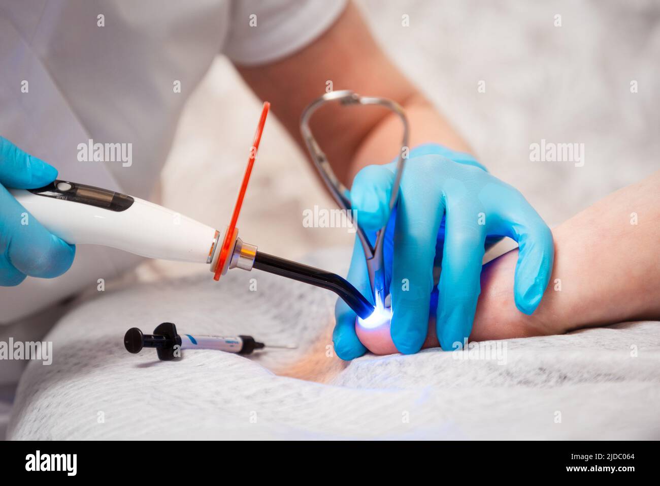 Titanium thread hi-res stock photography and images - Alamy