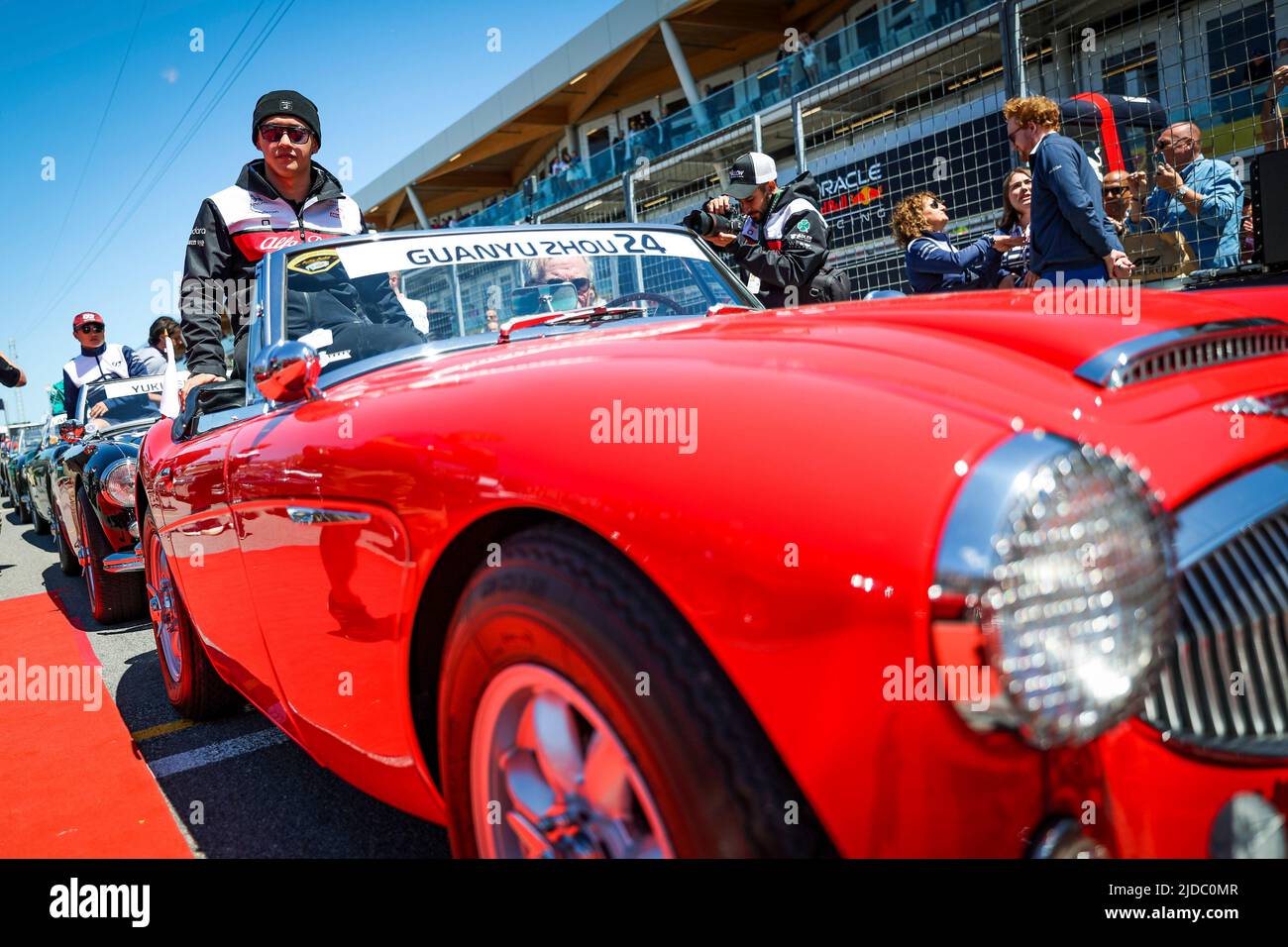 Presentation of alfa romeo racing orlen team hi-res stock photography ...