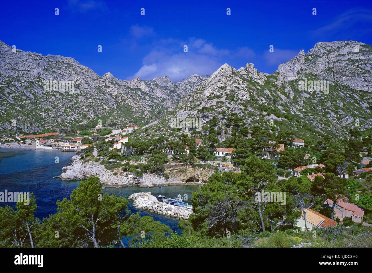 Rocky inlet calanque de sormiou hi-res stock photography and images - Alamy