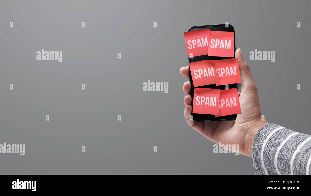 Cybersecurity alert hi-res stock photography and images - Alamy