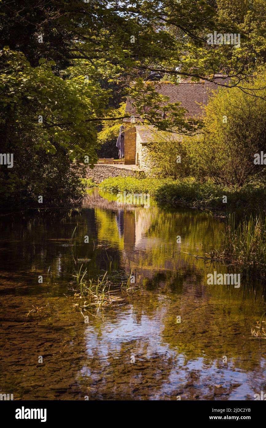 River leach spring hi-res stock photography and images - Alamy