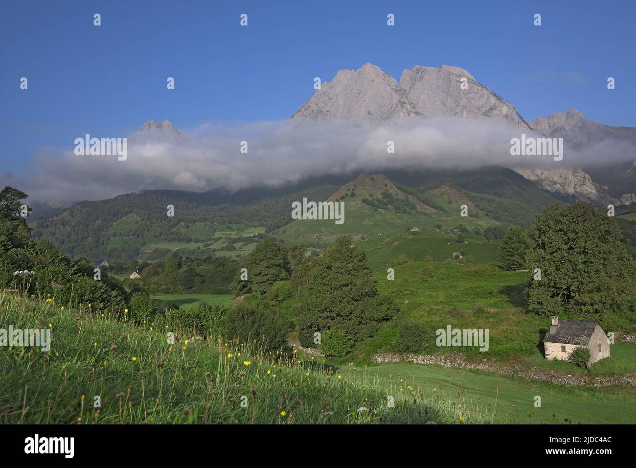 Pyrenees national park hi-res stock photography and images - Alamy