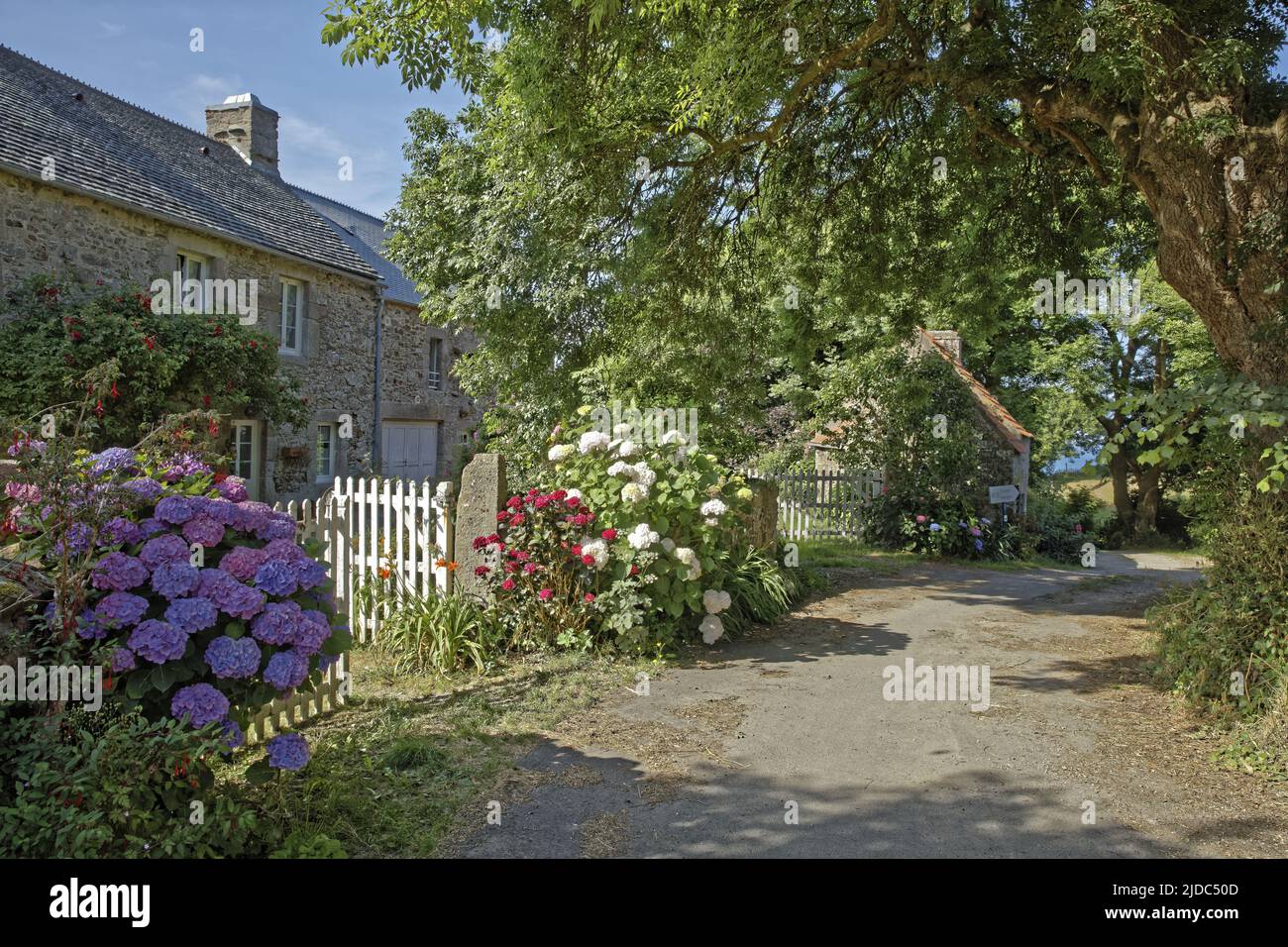 The village of gruchy hi-res stock photography and images - Alamy