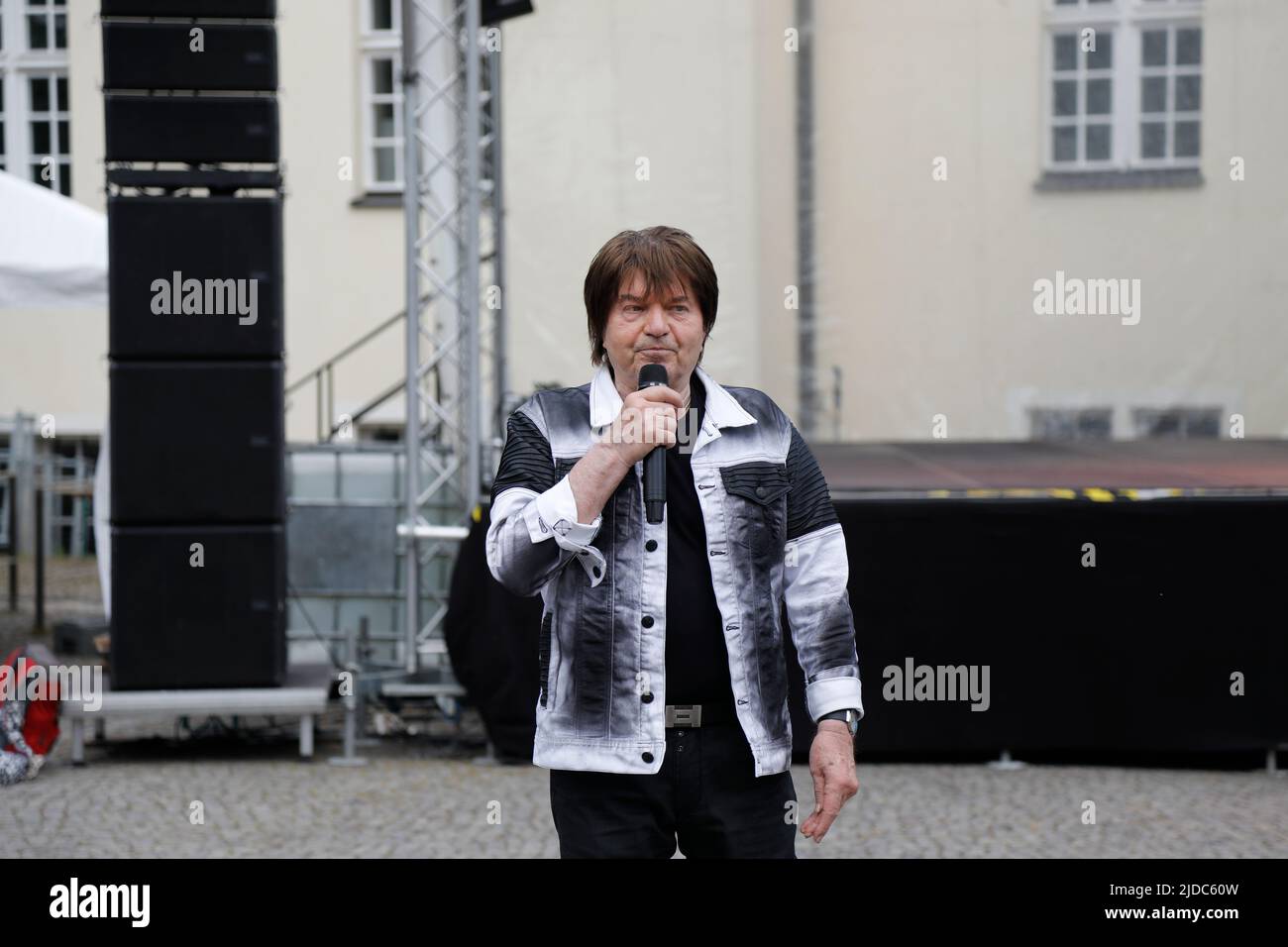 Uwe Jensen beim Köpenicker Sommer 2022 auf der Schlossinsel. Berlin ...