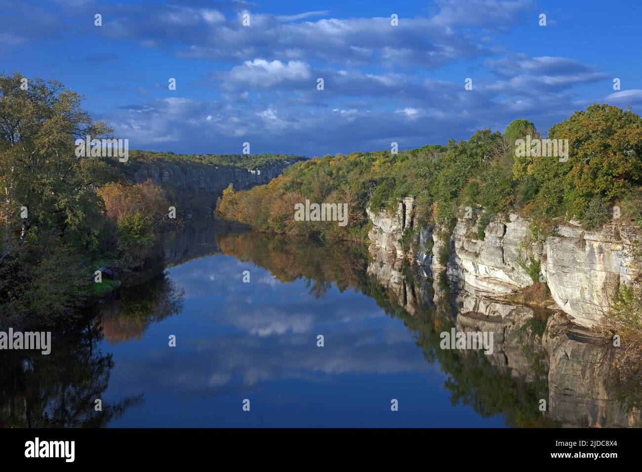 France, Hérault Ganges, the Hérault gorges, riverbank landscape Stock ...