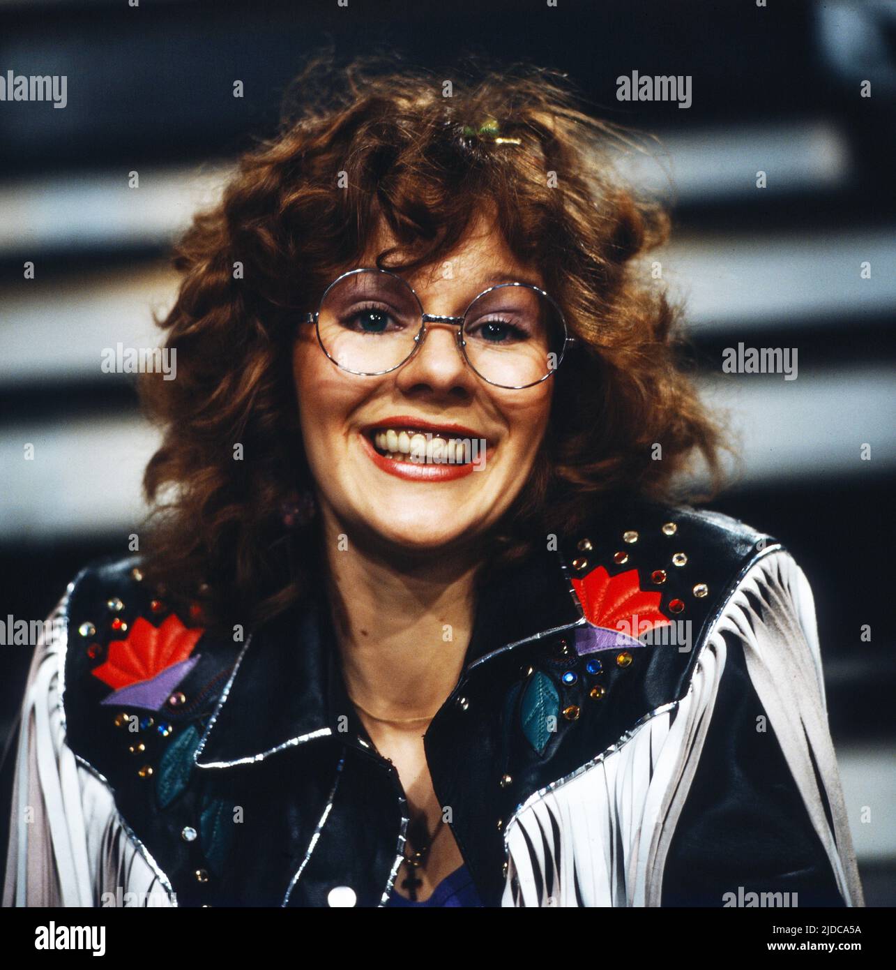 Maggie Mae, deutsche Schlagersängerin, singt bei einem Auftritt in der ...