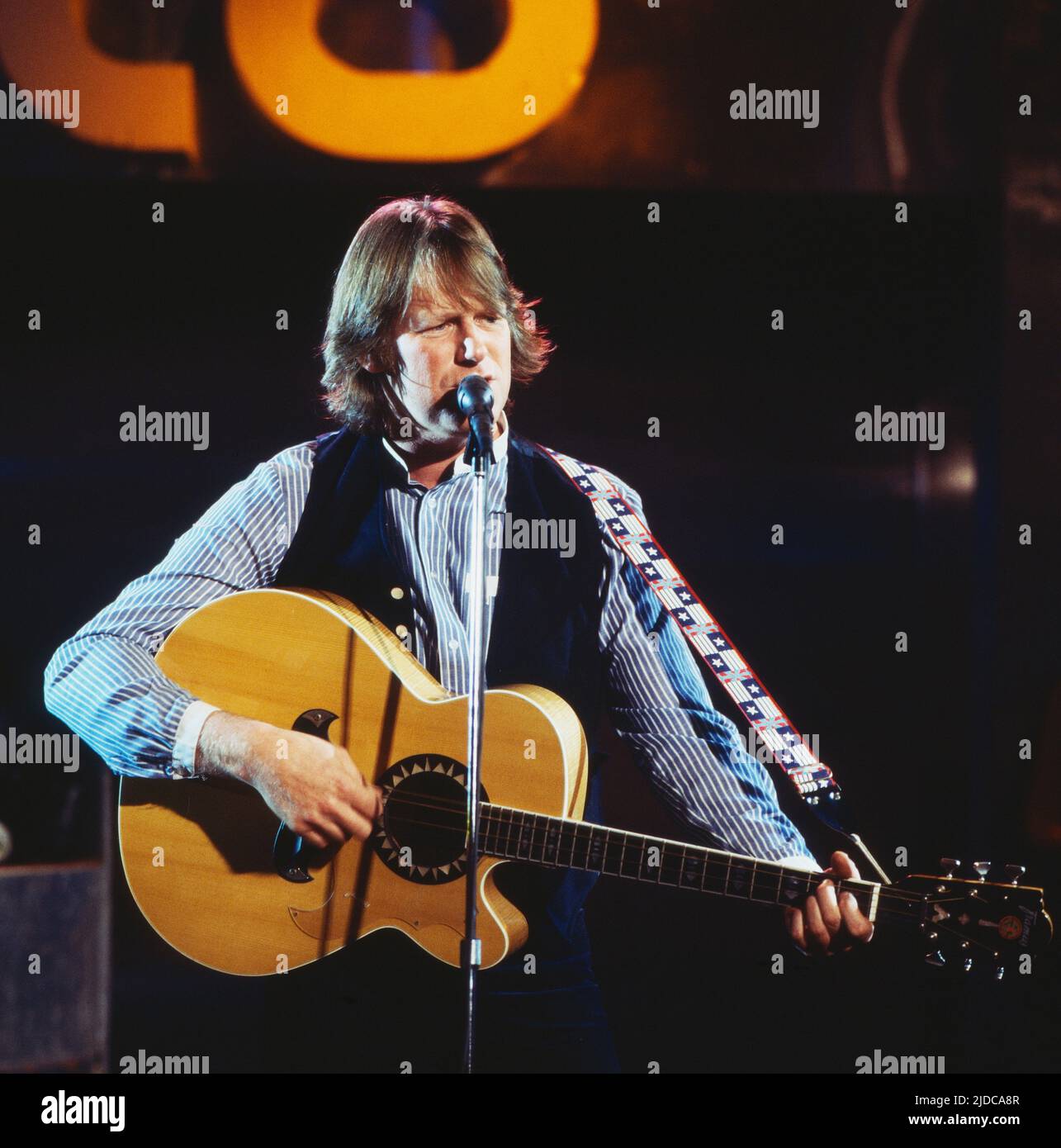 Gunter Gabriel, deutscher Schlager- und Countrysänger, singt bei einem ...